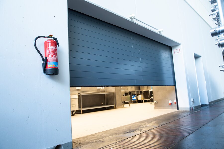 anti-burglary protection roller door | Jansen Tore | door systems ...